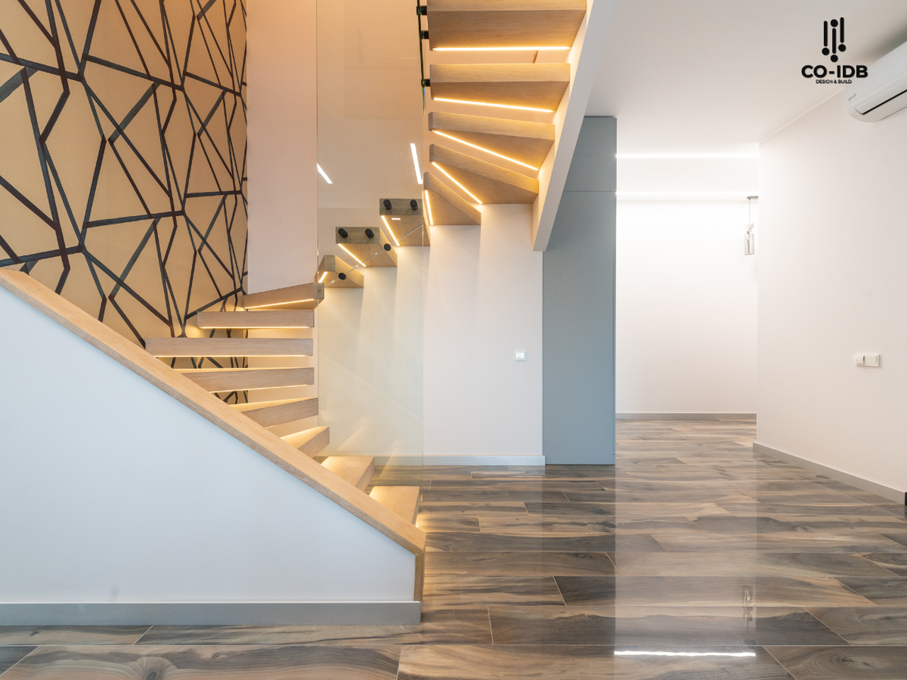 What is Laminate? Pros, Cons & Interior Applications
